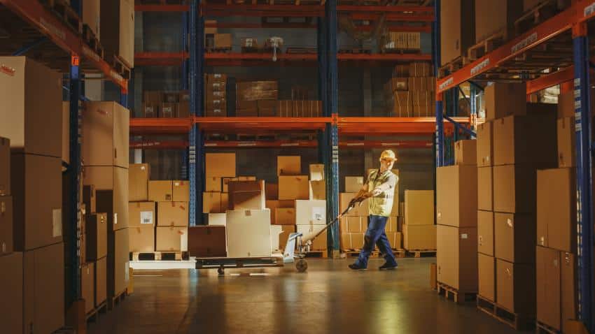 Warehouse Safety Products | Warehouse Solutions | Briggs Equipment
